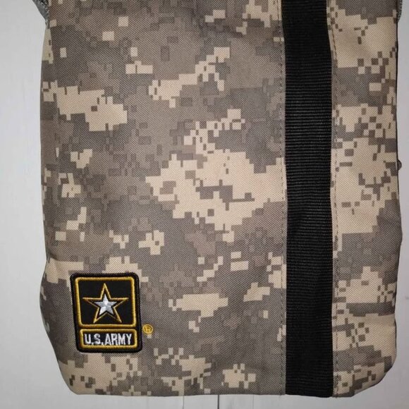 U.S. Army | Bags | Us Army Digital Camouflage Tablet Sling Bag | Poshmark